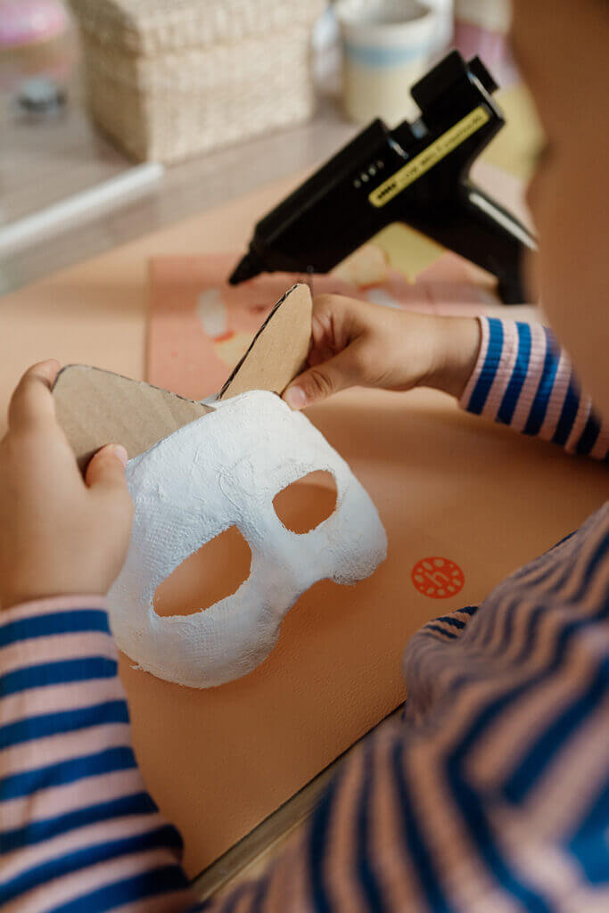 Schnell verkleidet: Wir basteln Gipsmasken