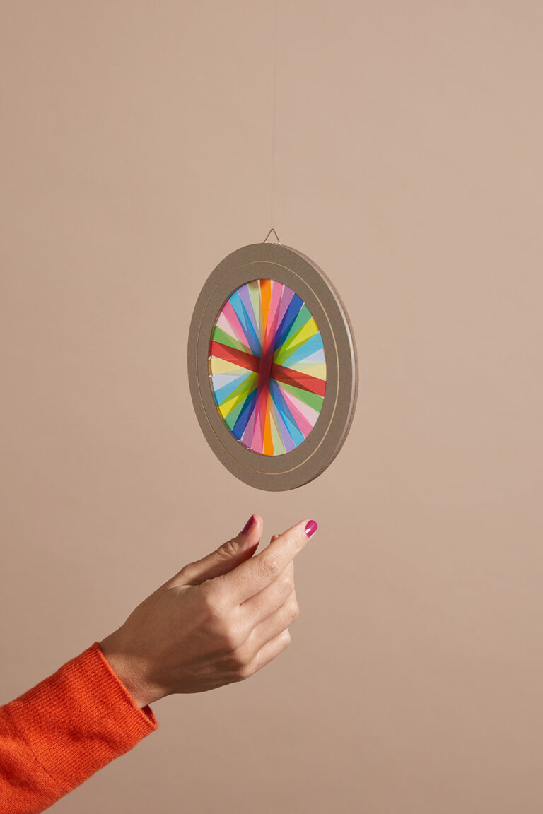 Sterne aus Transparentpapier: So bastelst du easy-peasy deine ...